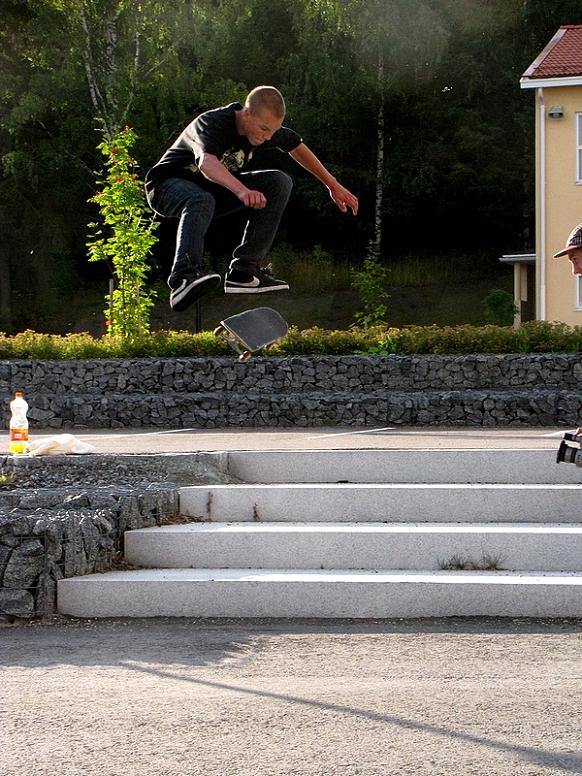 The Art and History of the Kickflip [21 pics] » TwistedSifter