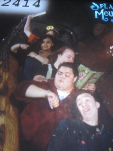 21 Hilarious Pics from Disney World’s Splash Mountain » TwistedSifter