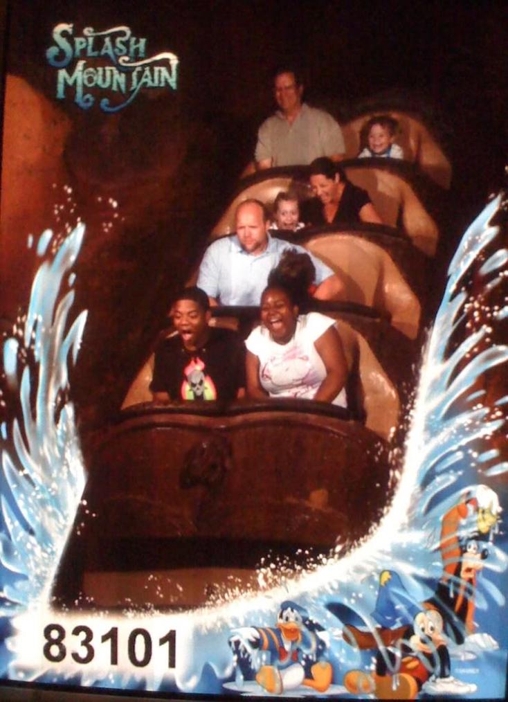 21 Hilarious Pics from Disney World’s Splash Mountain » TwistedSifter