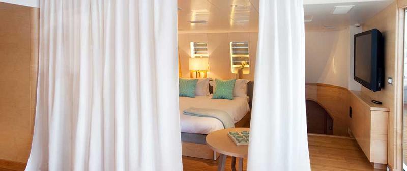 Necker Belle: The Ultimate Catamaran Experience [25 Pics] » TwistedSifter