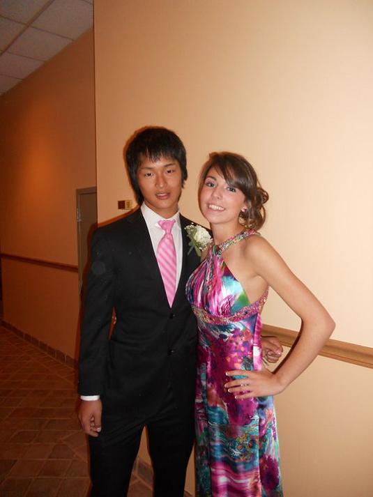 25 Funniest ‘Hover Hand’ Pictures » TwistedSifter