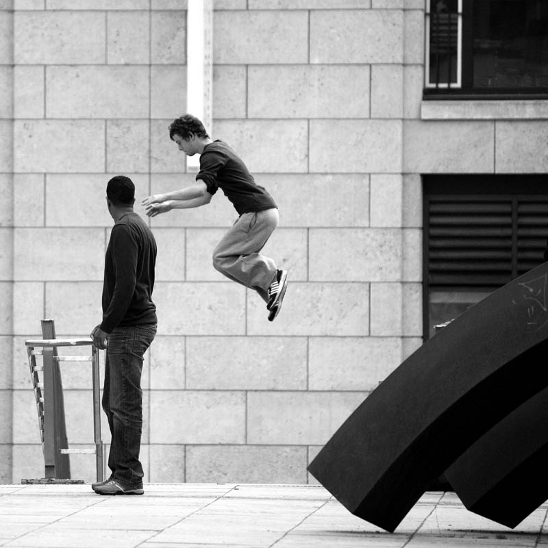 25 Incredible Parkour Photographs » TwistedSifter