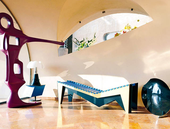 Pierre Cardin's Bubble House 'Palais Bulles' by Antti Lovag - TwistedSifter