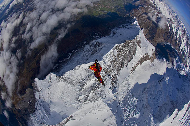 The Ultimate Wingsuit Flying Video - TwistedSifter