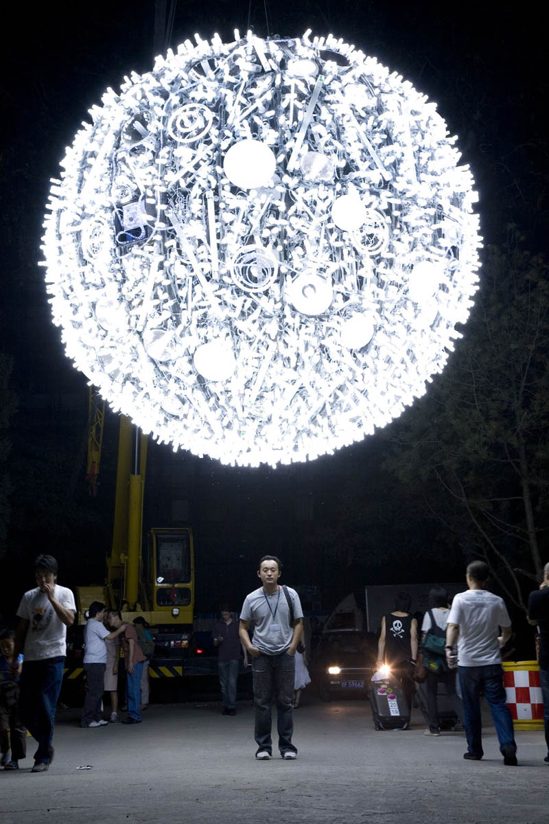 Picture of the Day: Fluorescent Moon in Shanghai » TwistedSifter