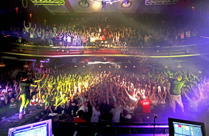 The Legendary Bassnectar Concert Family Photos [35 pics] » TwistedSifter