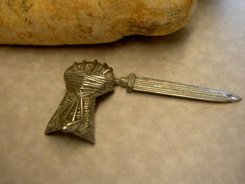 Amazing Weapons Made from Paperclips » TwistedSifter
