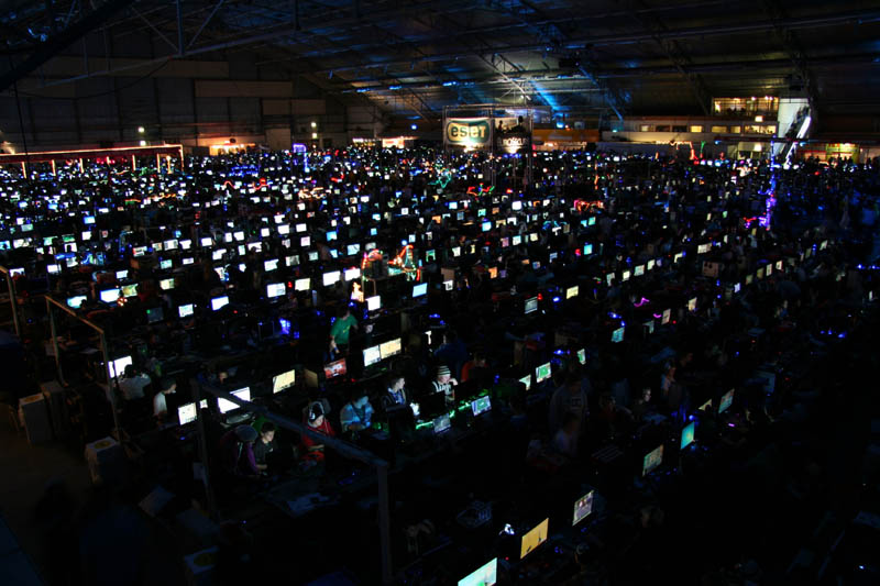 Picture Of The Day The World s Largest LAN Party TwistedSifter Picture Of The Day The World s Largest LAN Party TwistedSifter