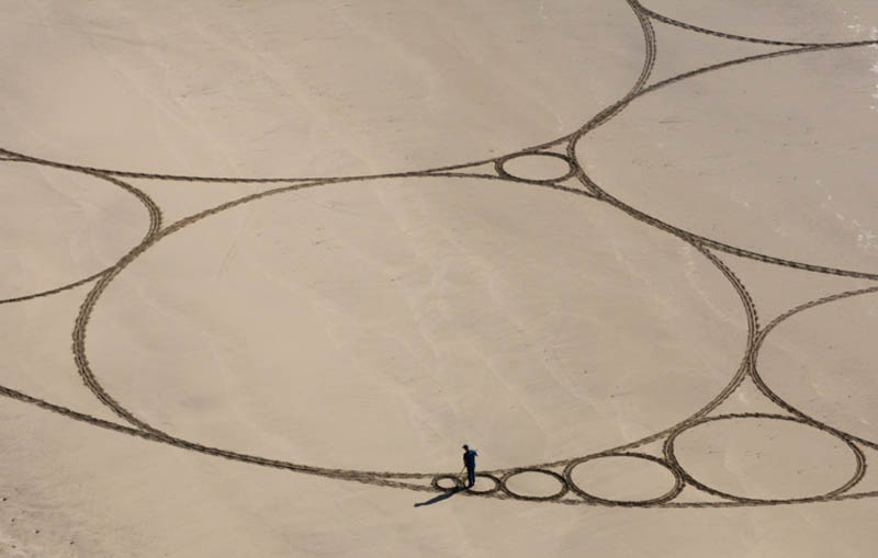 The Colossal Land Art of Jim Denevan [30 pics] » TwistedSifter