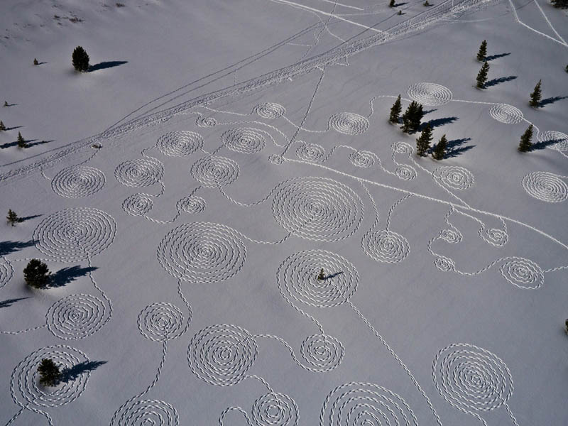 Giant Snow Art Made with Snowshoes by Sonja Hinrichsen - TwistedSifter