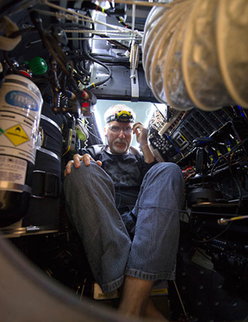 Everything You Need to Know About James Cameron and the Deep Sea ...