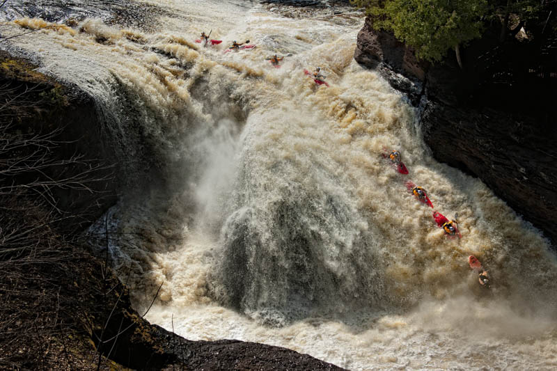 The Top 30 Whitewater Kayaking Photos by Red Bull » TwistedSifter
