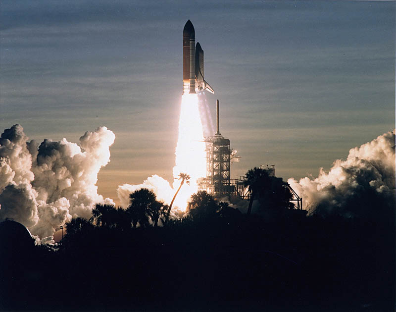 A History of NASA Rocket Launches in 25 High-Quality Photos » TwistedSifter
