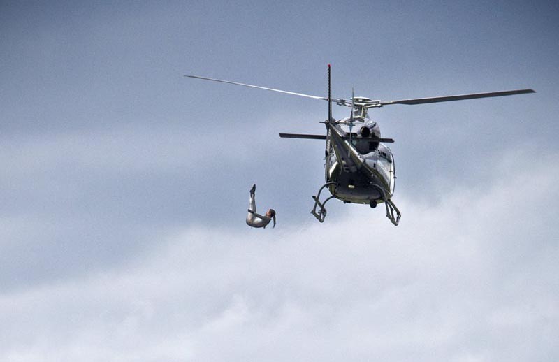 Picture of the Day: Diving from a Helicopter » TwistedSifter