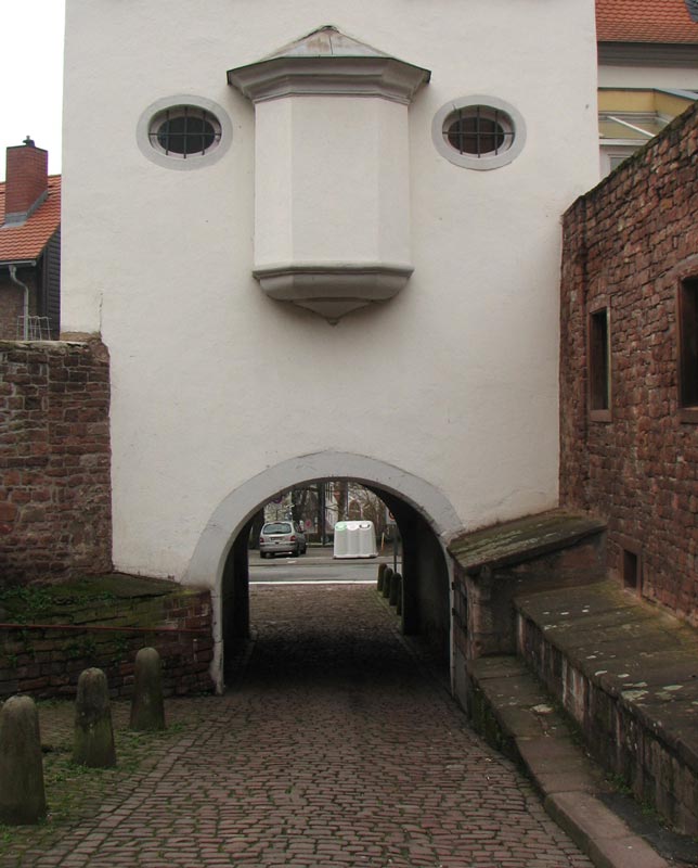 23 Buildings with Unintentionally Funny Faces » TwistedSifter