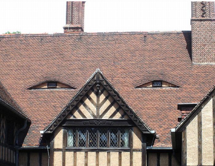 23 Buildings with Unintentionally Funny Faces » TwistedSifter