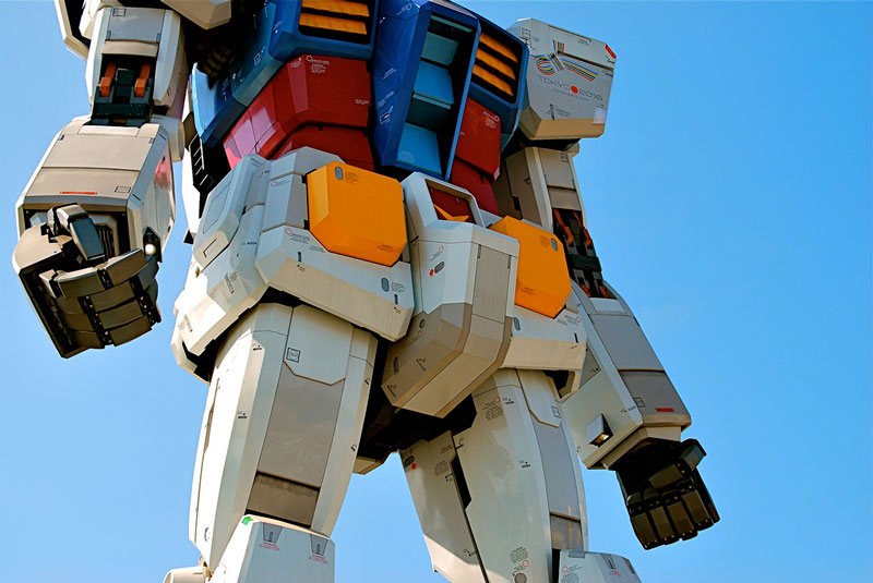 A Full Scale Gundam Model in Japan - TwistedSifter