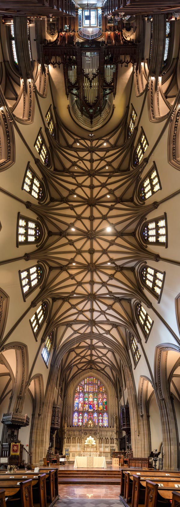 Amazing Vertical Panoramas of Church Ceilings » TwistedSifter
