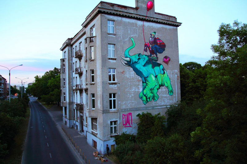 Colossal Street Art by Sainer and Bezt - TwistedSifter