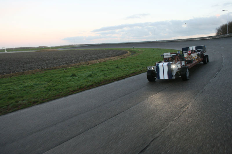 High-Speed 'Superbus' Aims to Disrupt Personal Transport Industry ...