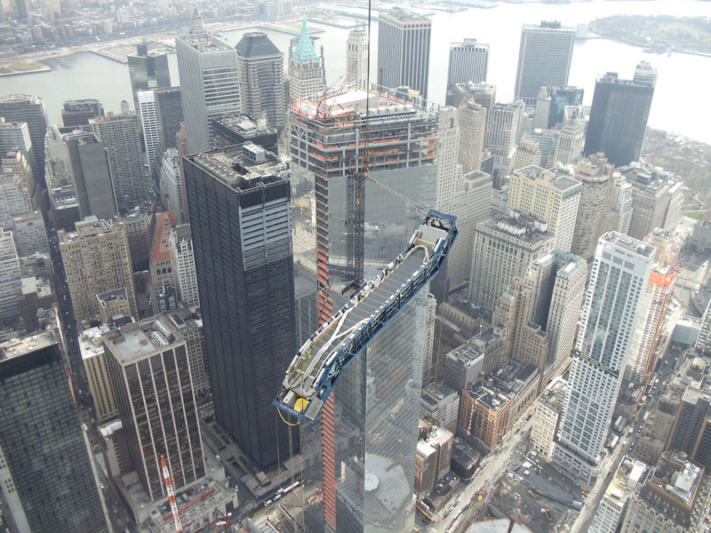 Hoisting an Escalator to the 101st Floor of 1 WTC » TwistedSifter