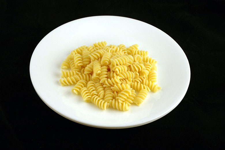 What 200 Calories of Various Foods Looks Like - TwistedSifter