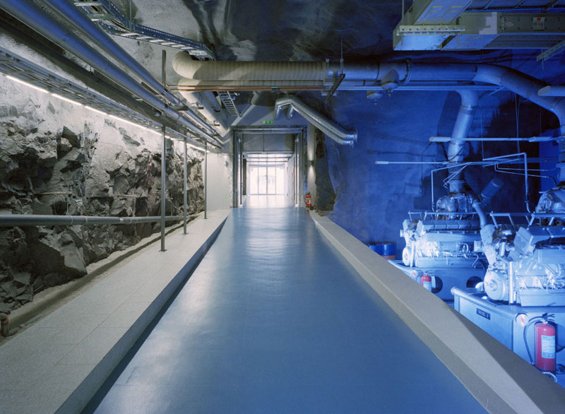 The Data Center Inside a Cold War Nuclear Bunker - TwistedSifter