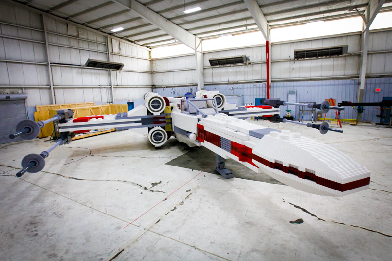 World’s Largest LEGO Model is a 5.3m Piece X-Wing » TwistedSifter