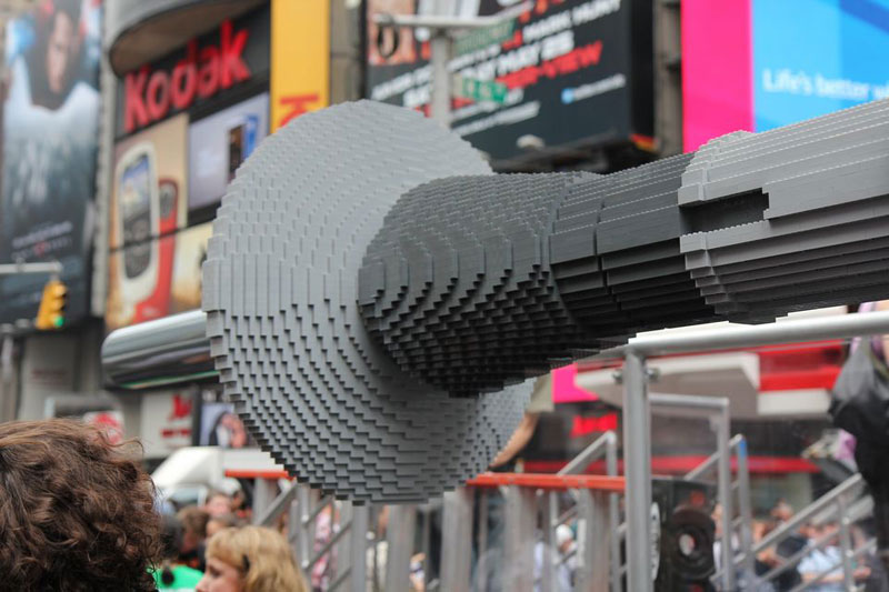 World’s Largest LEGO Model is a 5.3m Piece X-Wing » TwistedSifter