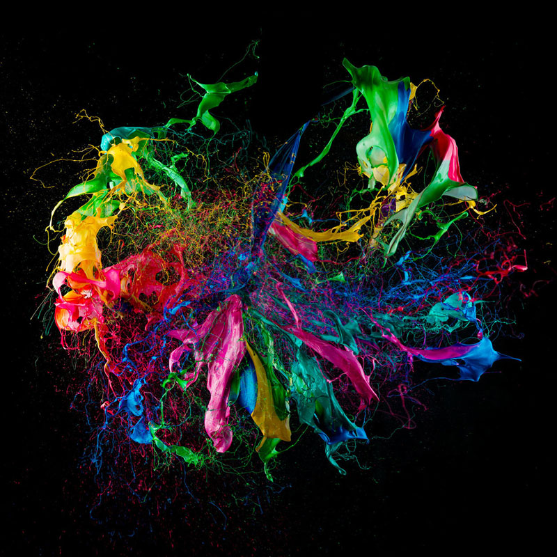 Popping Balloons Covered in Paint - TwistedSifter