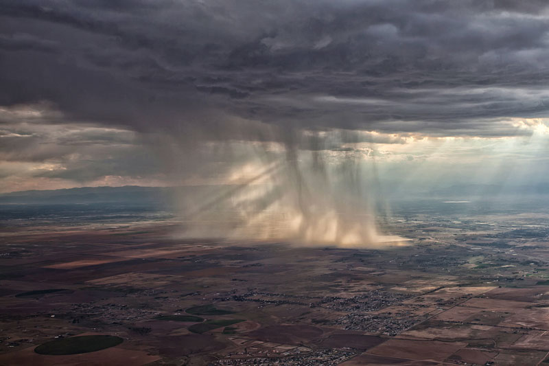 21 Terrifyingly Beautiful Photos of Incoming Storm Clouds - TwistedSifter