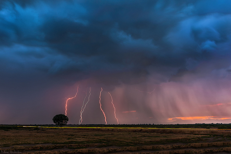 21 Terrifyingly Beautiful Photos of Incoming Storm Clouds » TwistedSifter