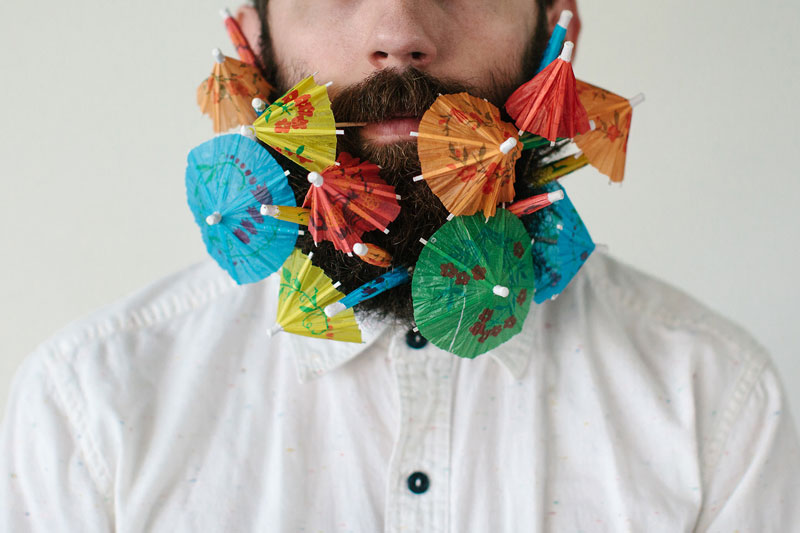This Guy Takes Photos with Random Things in his Beard because He Can ...