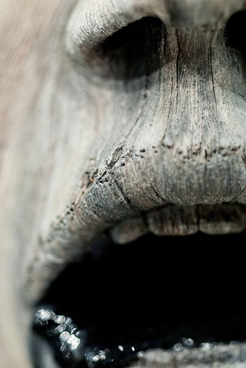 Hyperrealistic 'Wood' Sculptures that are Actually Made of Ceramic ...
