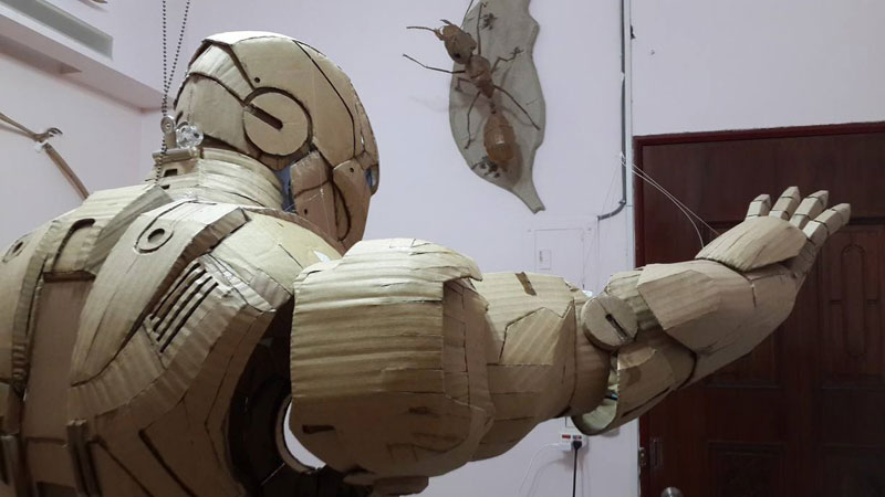 Student Makes Life-Size Iron Man Suit Using Only Cardboard » TwistedSifter