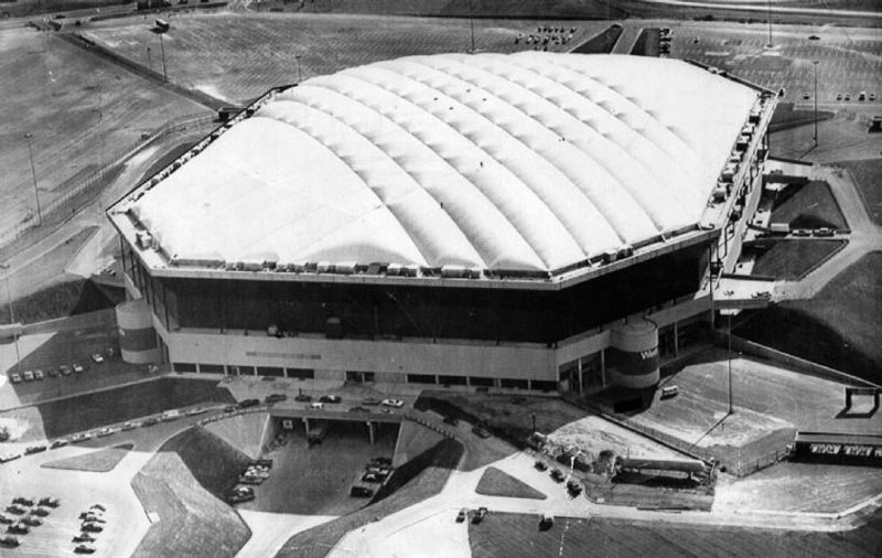 This Stadium Was Home to 3 Sports Teams. Zeppelin, Elvis, Floyd and The ...