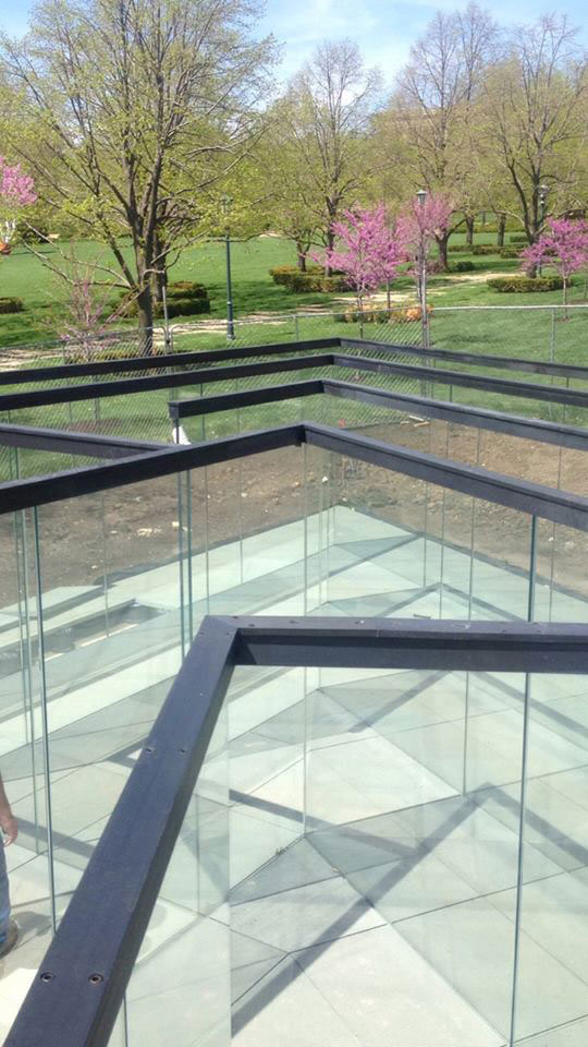 Robert Morris’s Interactive Glass Labyrinth » TwistedSifter