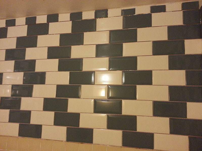 This is the Cafe Wall Illusion » TwistedSifter