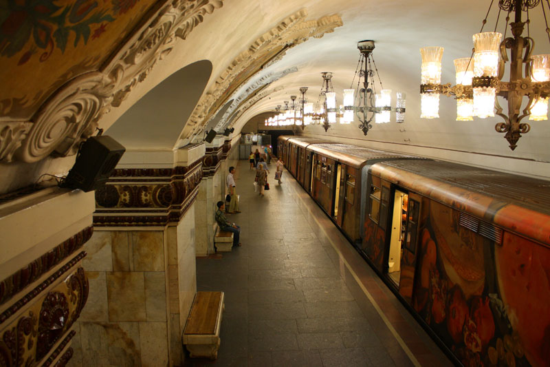 The Moscow Metro Has Some Beautiful Stations » TwistedSifter