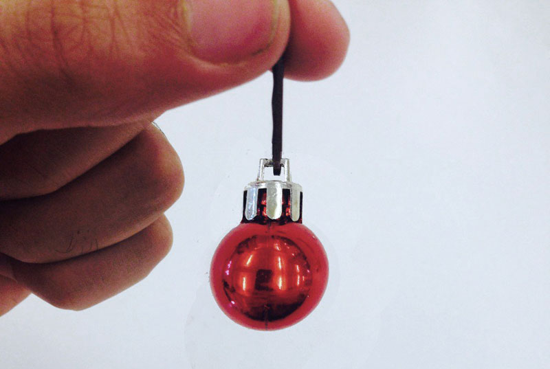 festive beard baubles turn beards into christmas trees (3) » TwistedSifter
