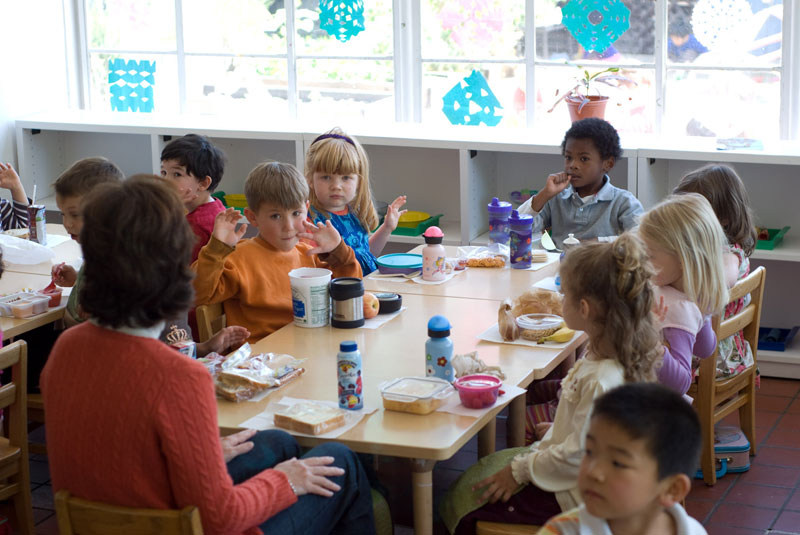 Want Kids to Eat More Fruits and Veggies? Make Recess Before Lunch ...