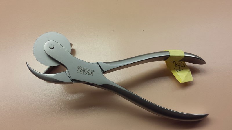 When Hospitals Need to Remove a Ring They Use This » TwistedSifter