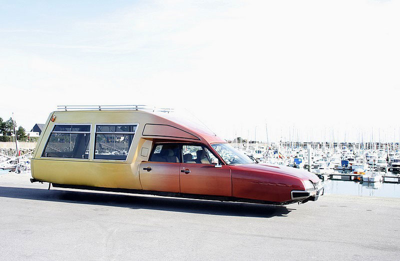 10 Flying Versions of Modern Cars - TwistedSifter
