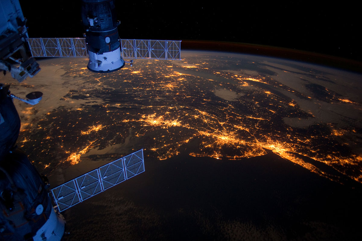 NASA Celebrates Earth Day with 26 Jaw-Dropping Images of Our Planet ...