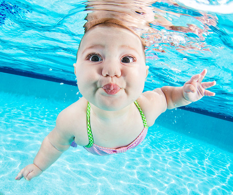 Underwater Photos of Babies Discovering a Brand New World - TwistedSifter