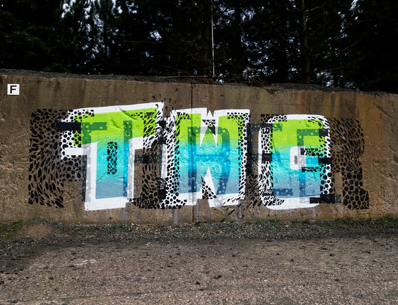 Multi-Layered Graffiti Murals of Popular Expressions » TwistedSifter