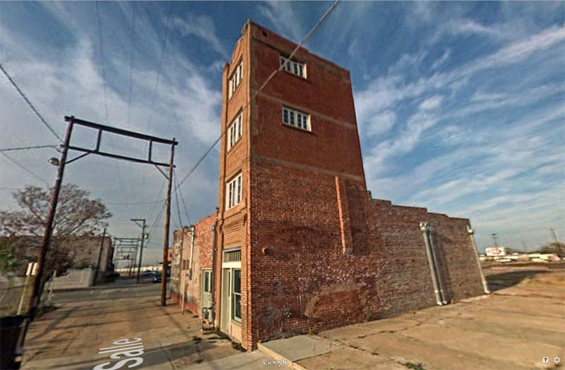 How a Confidence Man Swindled a Town Into Buying the World’s Smallest ...