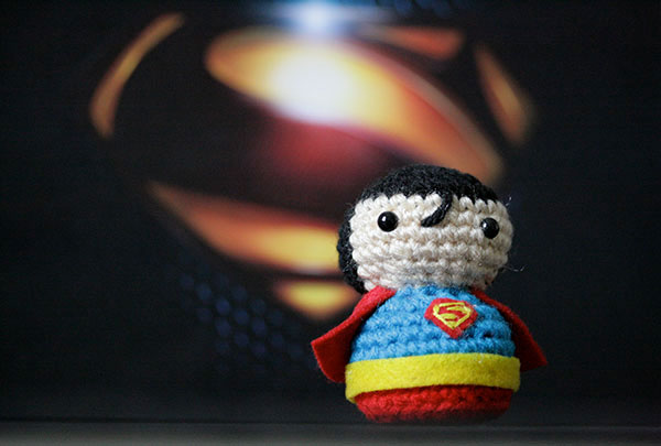 Artist Hides Mini Crochet Characters for People to Find at Comic-Con ...