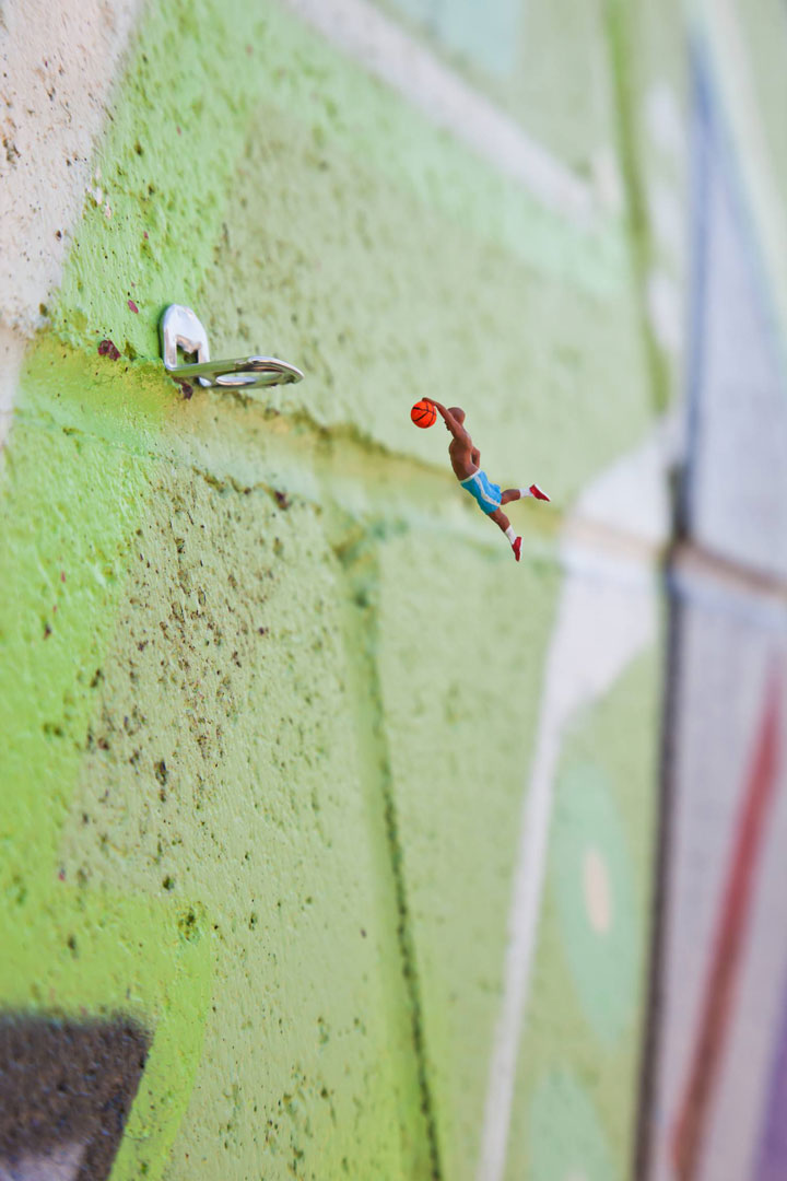 The Little People Project by Slinkachu (22 Photos) » TwistedSifter