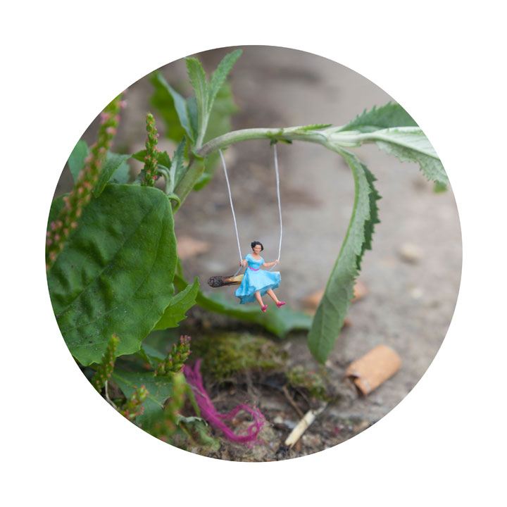 The Little People Project by Slinkachu (22 Photos) » TwistedSifter